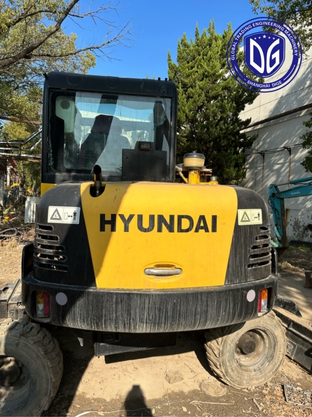 Hyundai HW60-7 Used Wheel Excavator | 6Ton Hydraulic Machine
